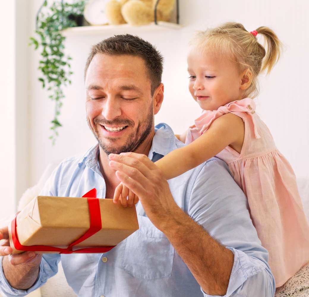 Thoughtful Father’s Day Gift Ideas: Unique Gifts to Make Dad Feel Spec ...