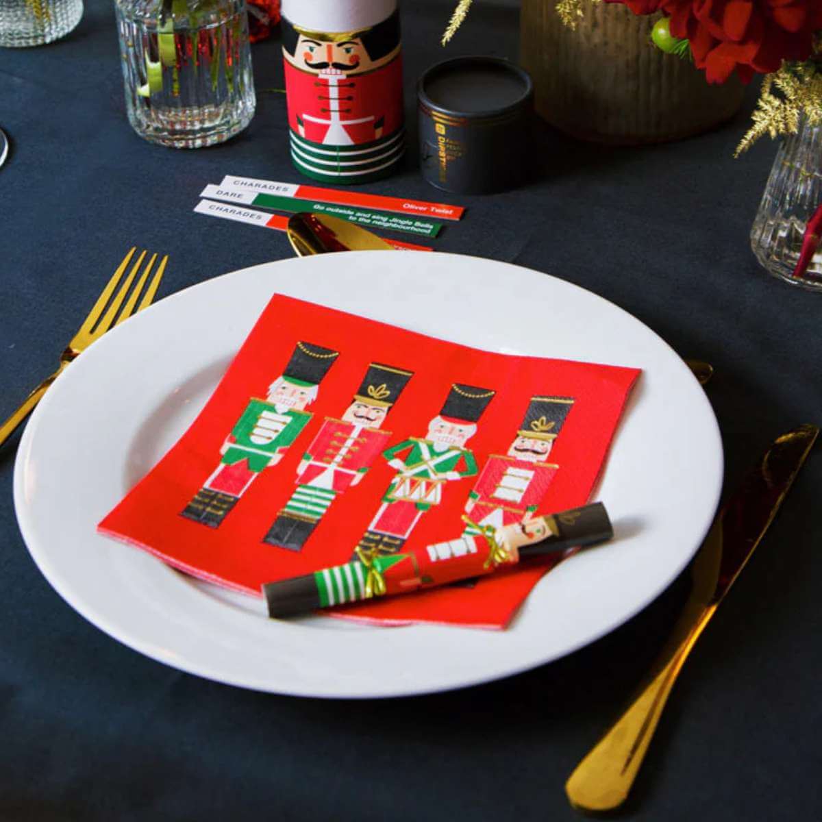 Botanical Nutcracker Christmas Saucer Crackers – Funky Gifts NZ
